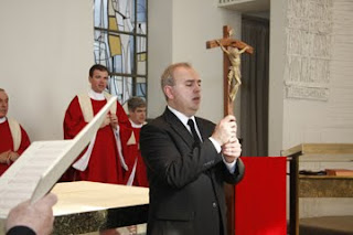 Into The Deep: Holy Saturday - Wait at the Tomb